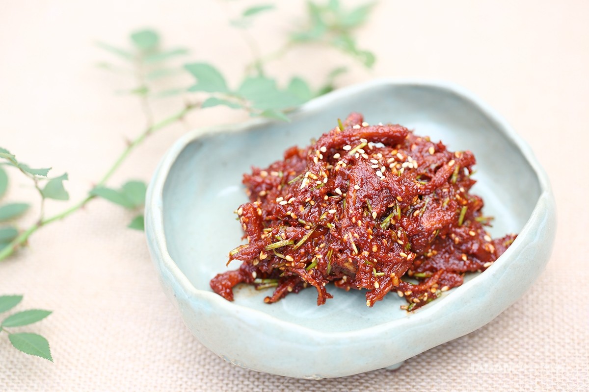 Deodeok (Korean Bellflower Root)